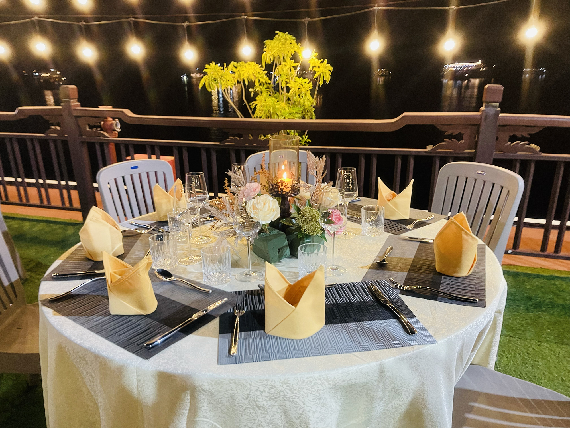 Gala Dinner & Fashion Show - Amanda Cruises Halong Bay
